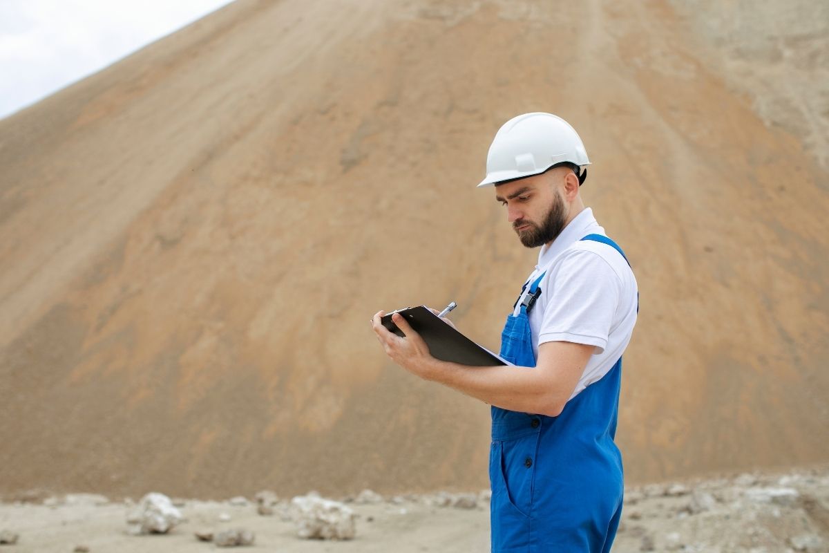 Expert Advice for Choosing the Best Sand Supplier - Blog