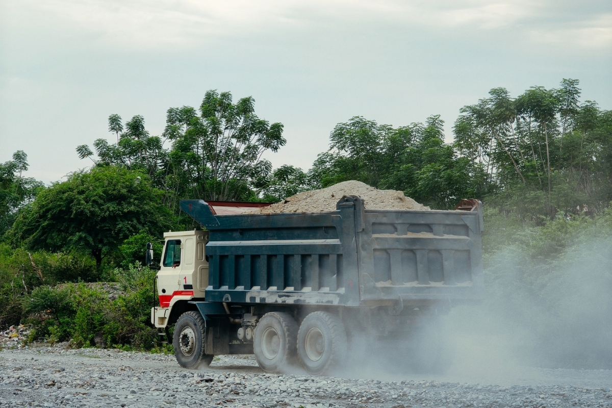 How Local Sand & Gravel Delivery Saves Time and Money - Blog